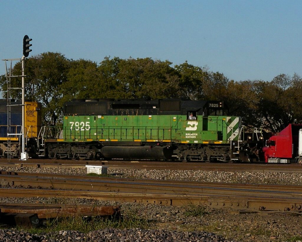 BN 7825